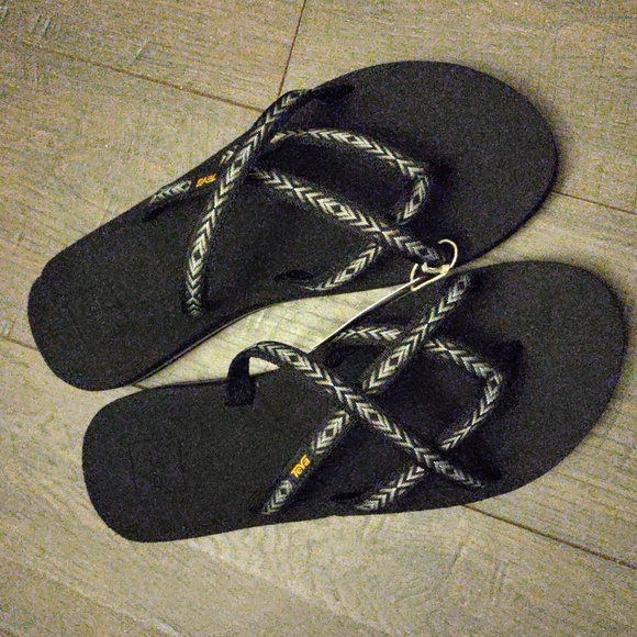 Teva | Shoes | Teva Mush Olowahu Flip Flop Sandals | Poshmark